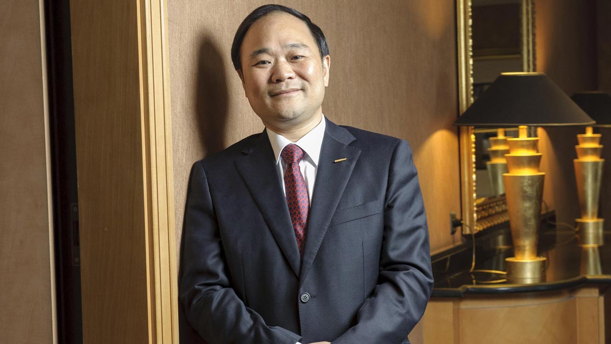 Le Milliardaire Chinois Li Shufu a fait main basse sur Mercedes ...