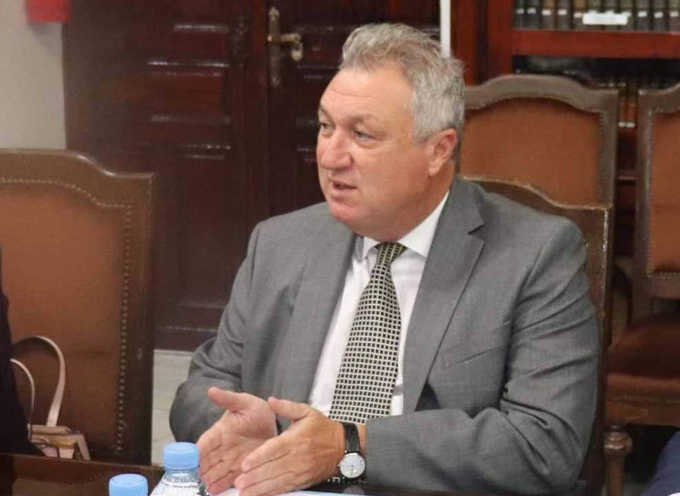 Ali Kôoli: Il est évident que chaque citoyen tunisien a le droit d ...